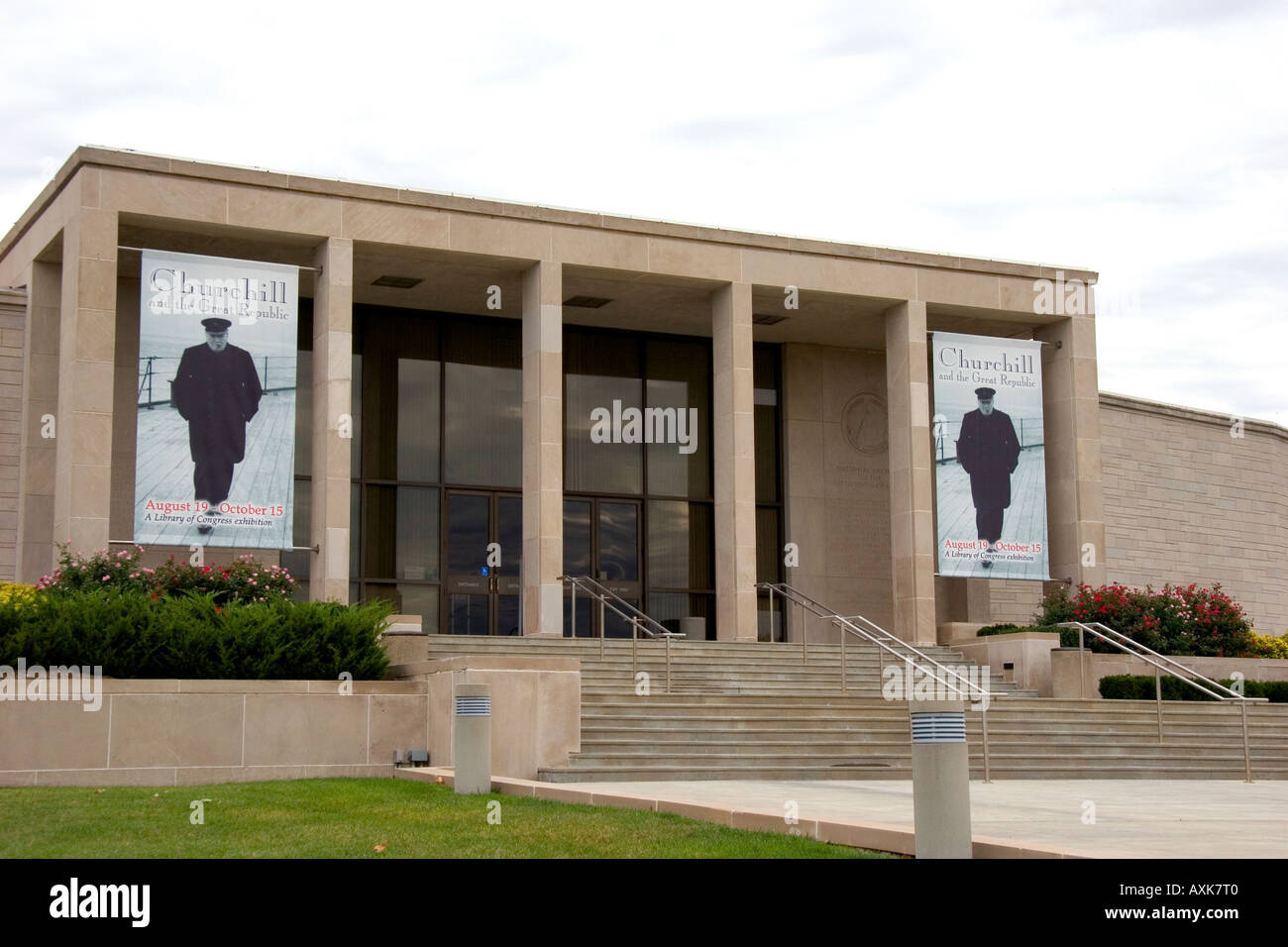 The Truman Presidential Museum and Library at Independence Missouri ...