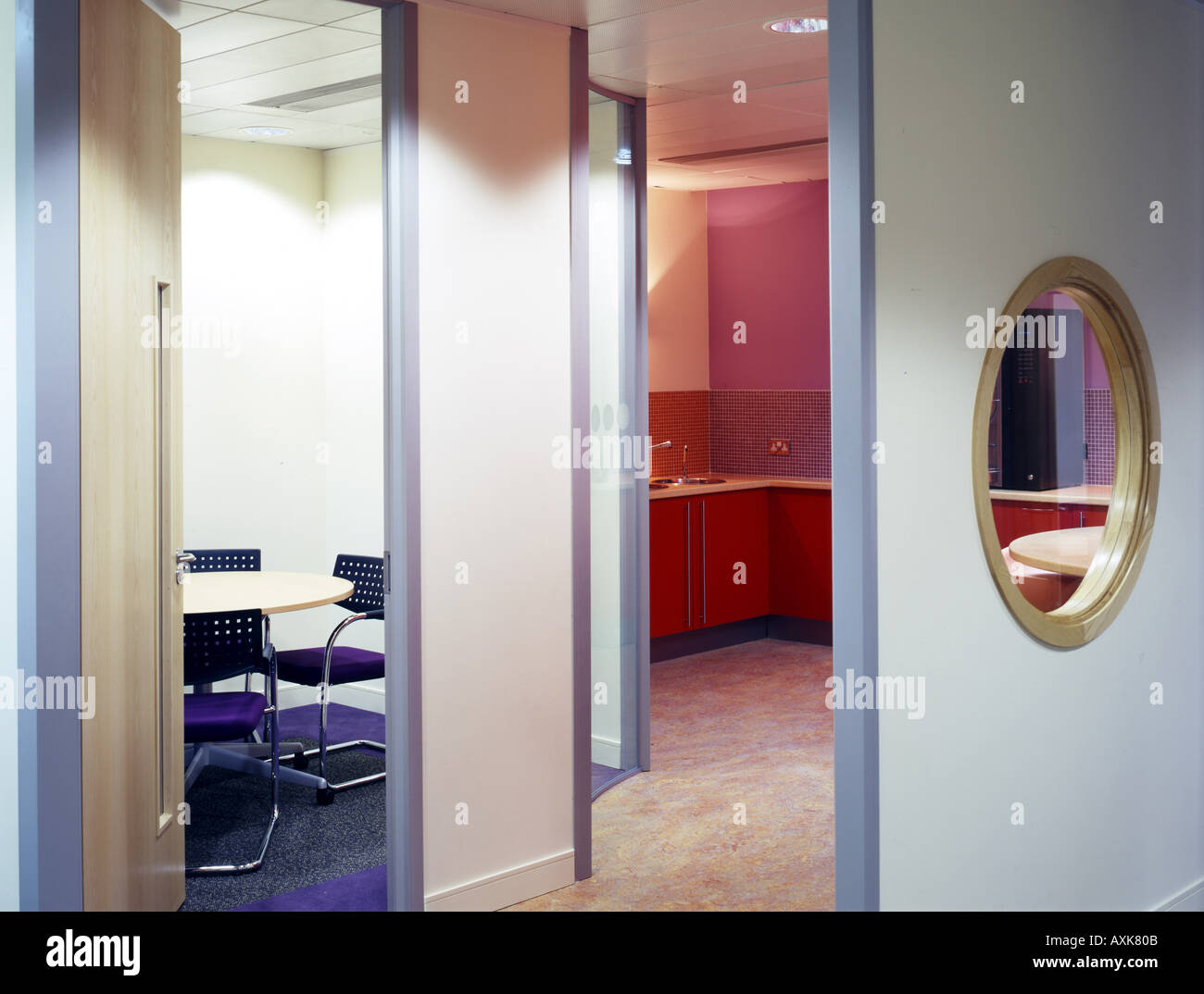 Nhs office hi-res stock photography and images - Alamy