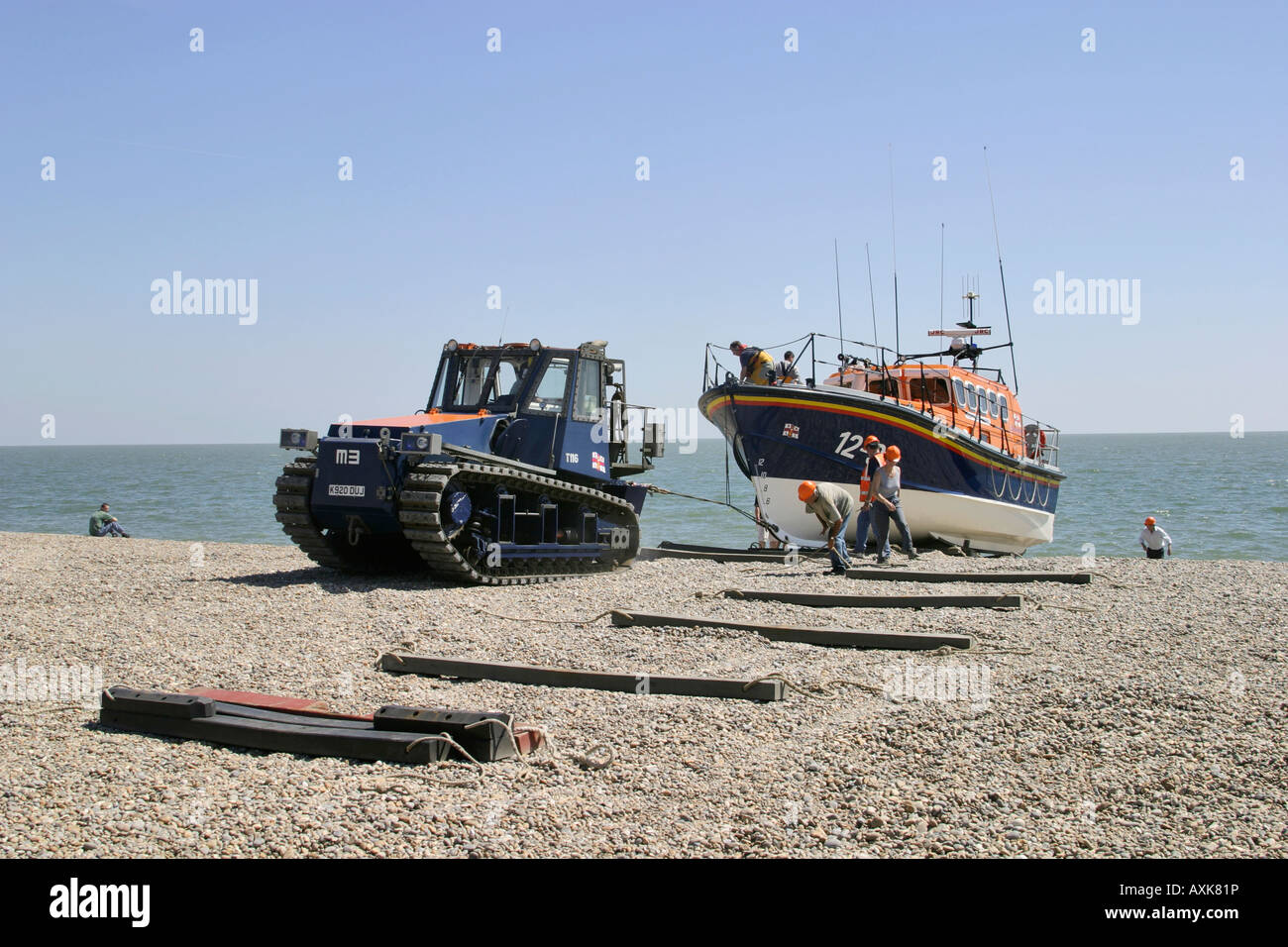 Beaching lifeboat hi-res stock photography and images - Alamy