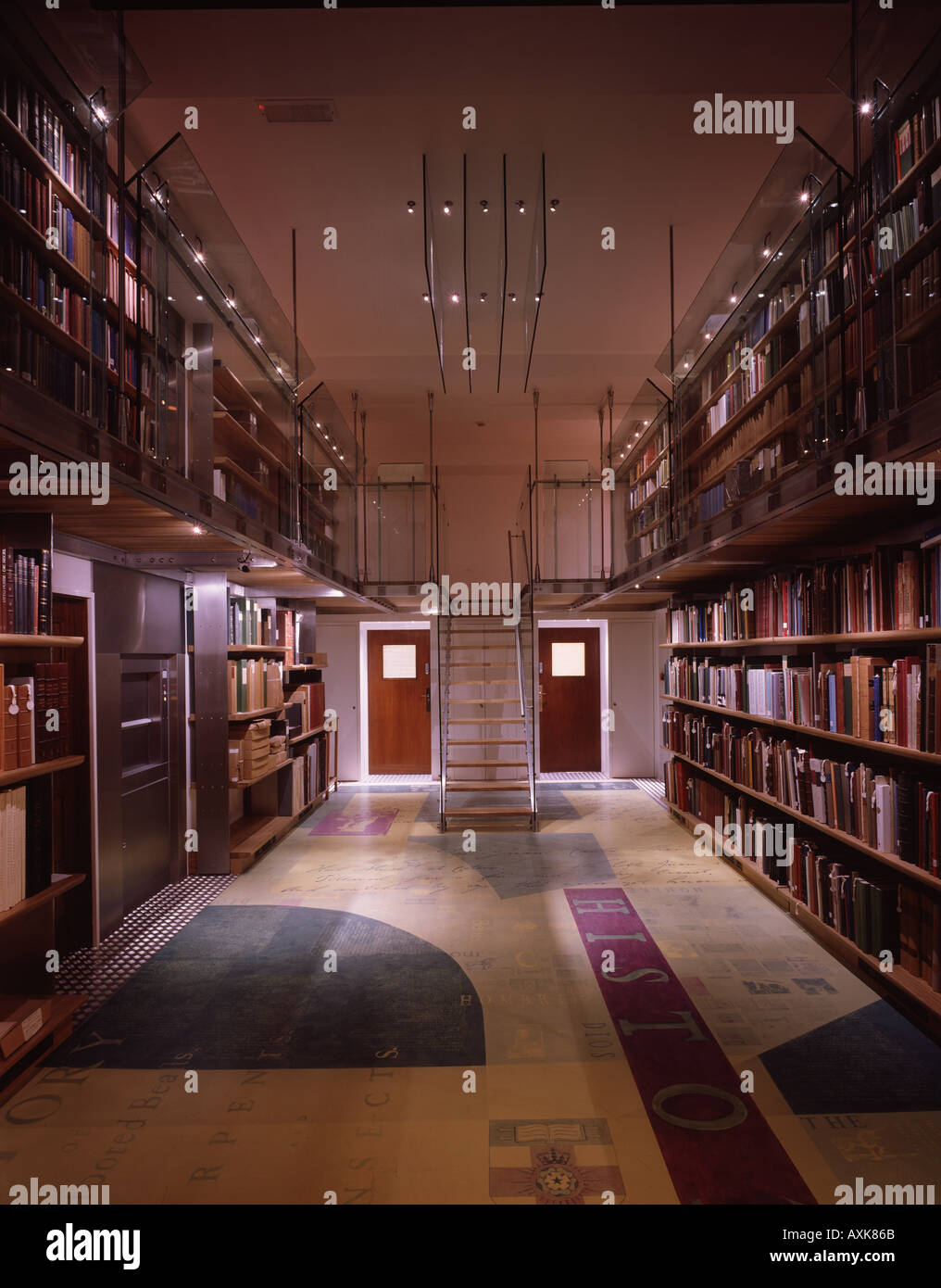 University of london senate house hi-res stock photography and images ...