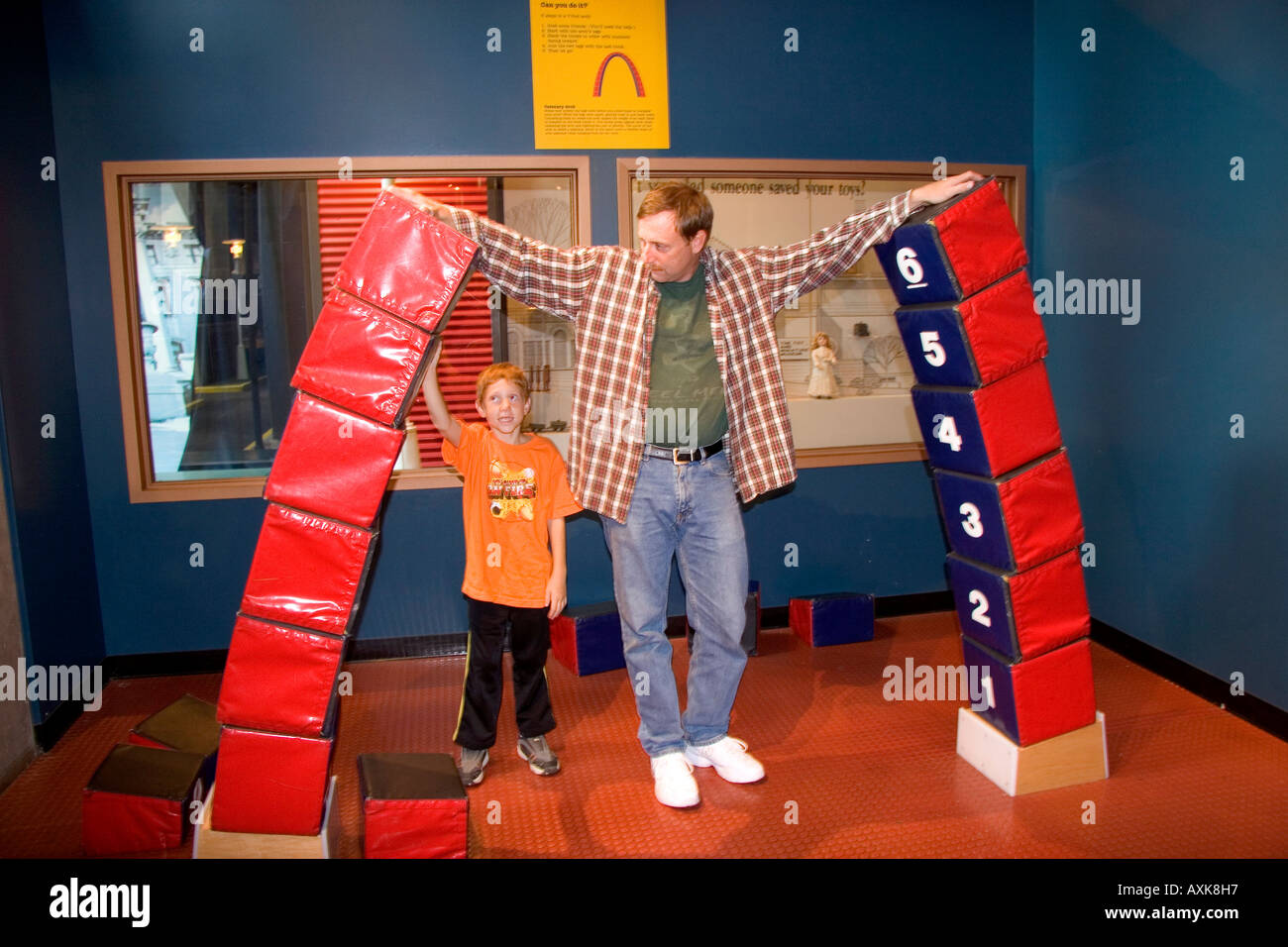 An interactive catenary arch exhibit at Union Station Science City in ...