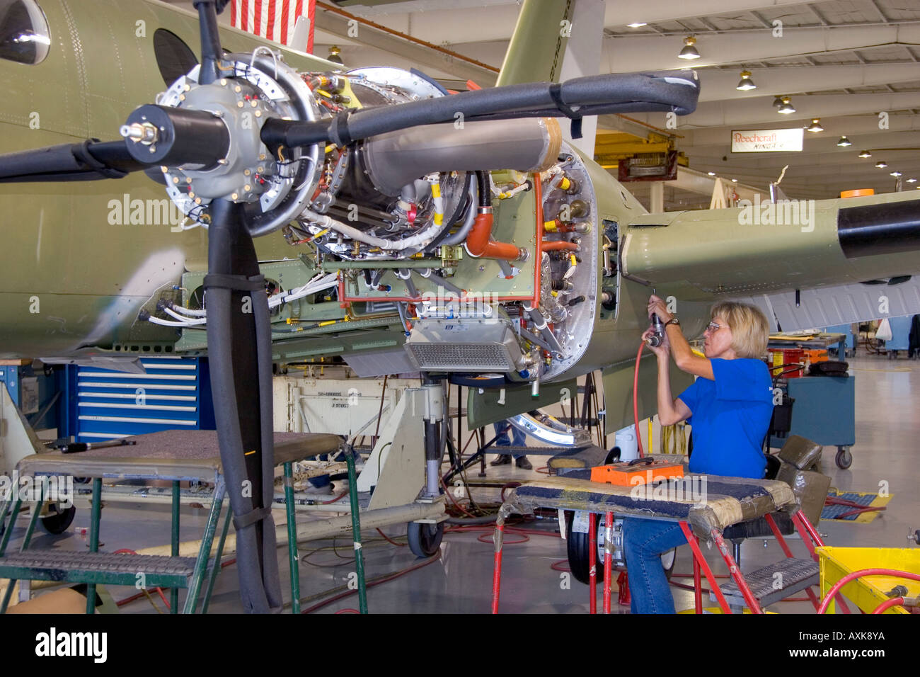 Female worker at the Beechcraft factory in Wichita Kansas Stock Photo ...