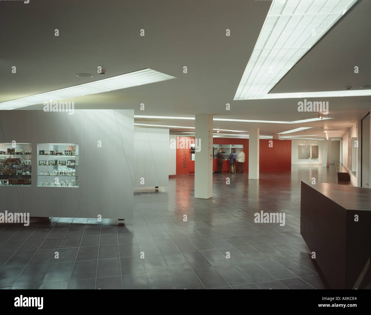 IMPERIAL WAR MUSEUM NORTH Stock Photo - Alamy