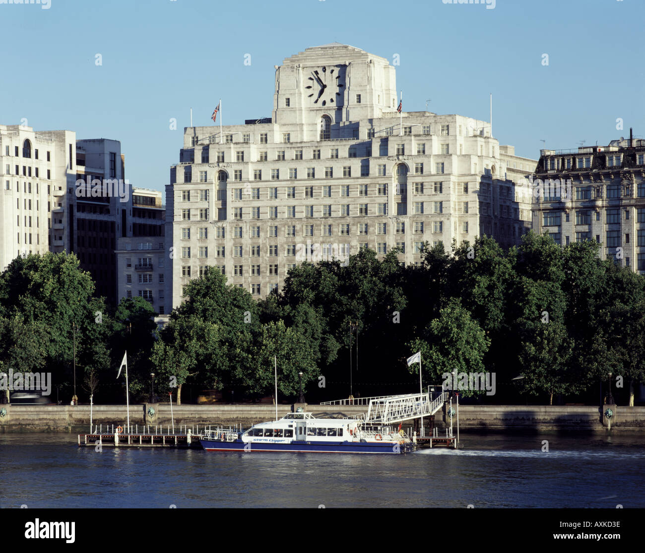 THE SHELL BUILDING Stock Photo - Alamy