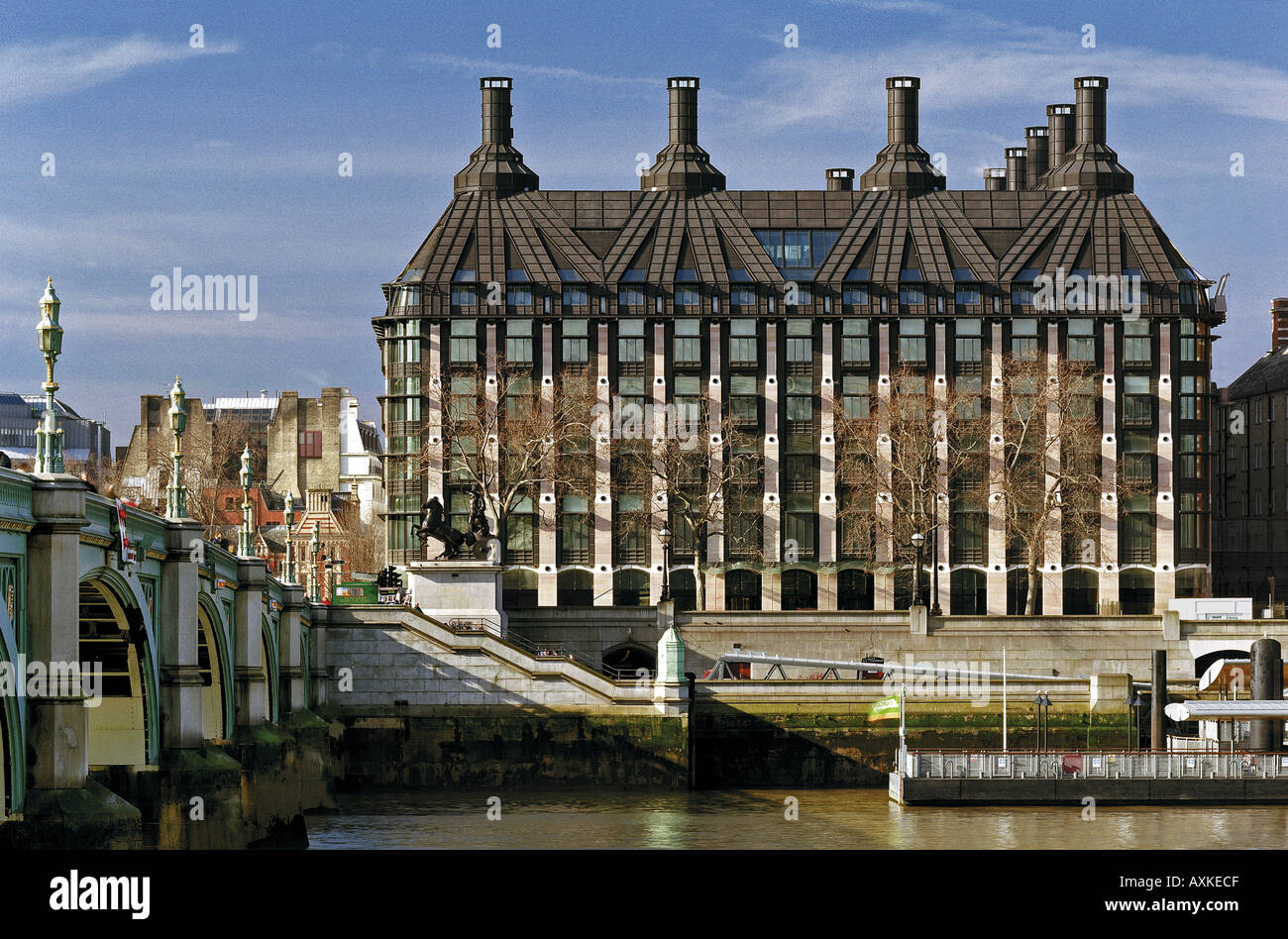 Portcullis house exterior hi-res stock photography and images - Alamy
