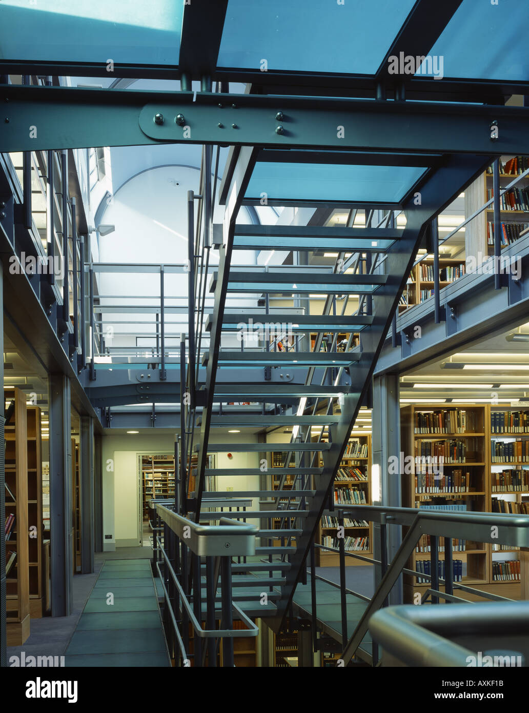 NEWNHAM COLLEGE LIBRARY Stock Photo - Alamy