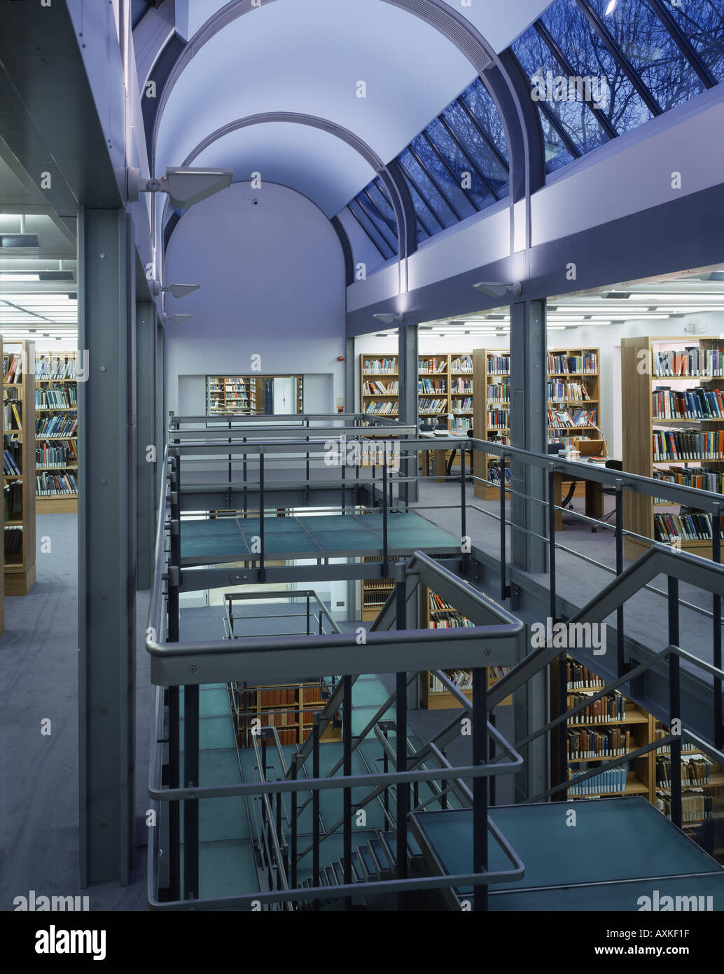 NEWNHAM COLLEGE LIBRARY Stock Photo - Alamy