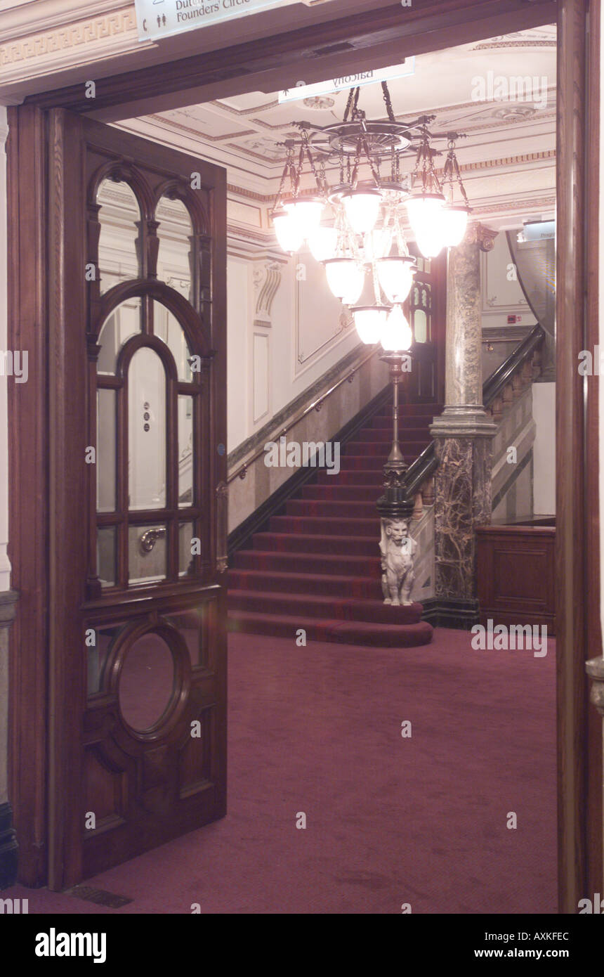 ENGLISH NATIONAL OPERA LONDON COLISEUM Stock Photo - Alamy