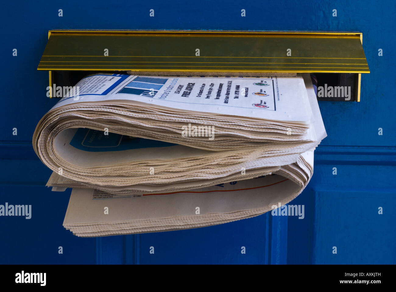 Letterbox newspaper hi-res stock photography and images - Alamy