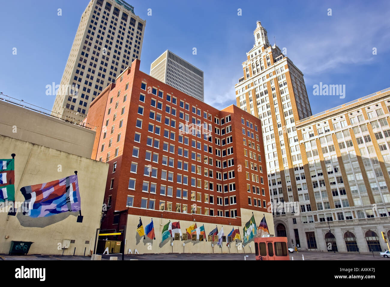 Low angle view of Tulsa Oklahoma Skyline shortly after dawn Stock Photo ...