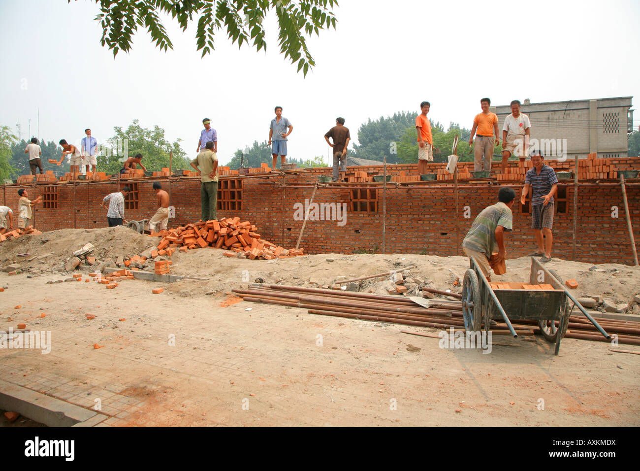 Construction work Beijing China Stock Photo - Alamy