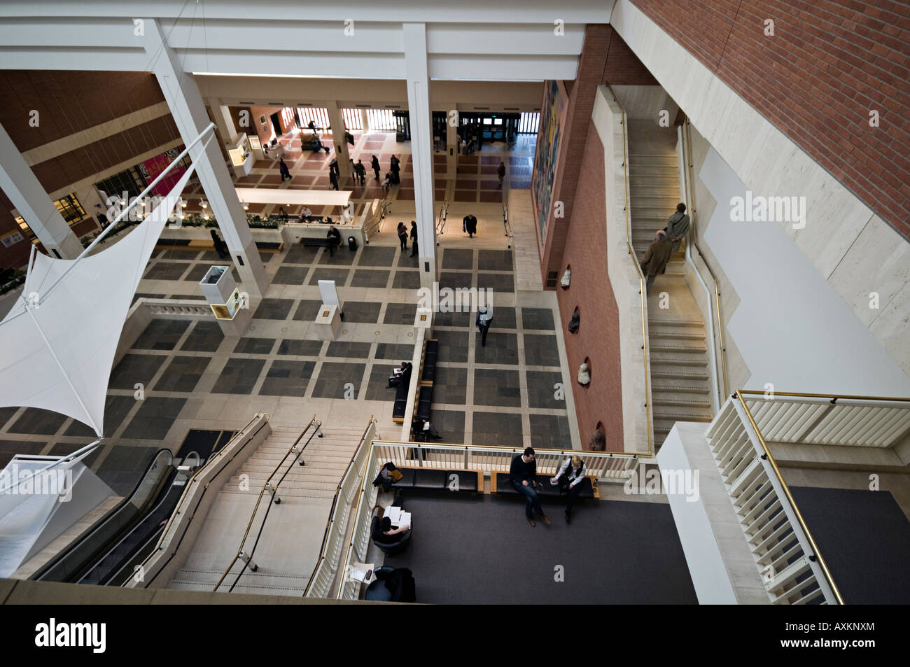 The british library foyer hi-res stock photography and images - Alamy