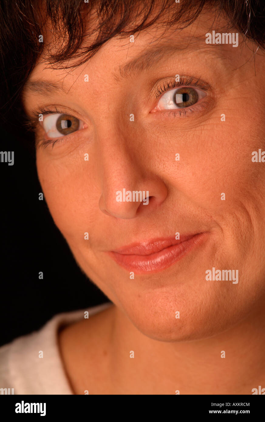 Studio portrait of woman Stock Photo - Alamy