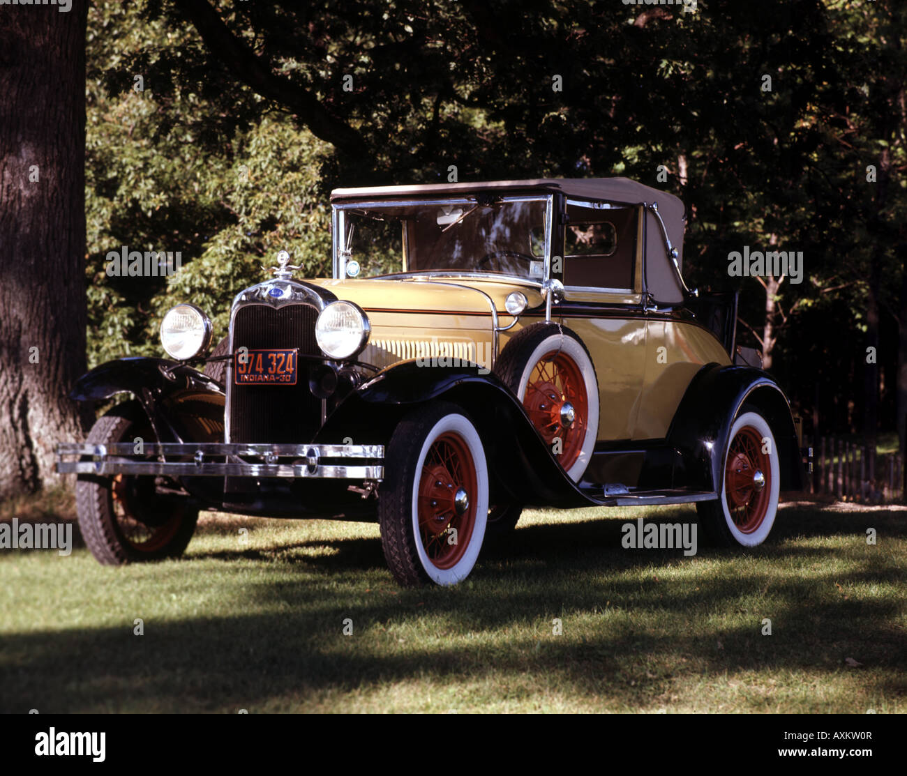 1930s model ford automobile hi-res stock photography and images - Alamy