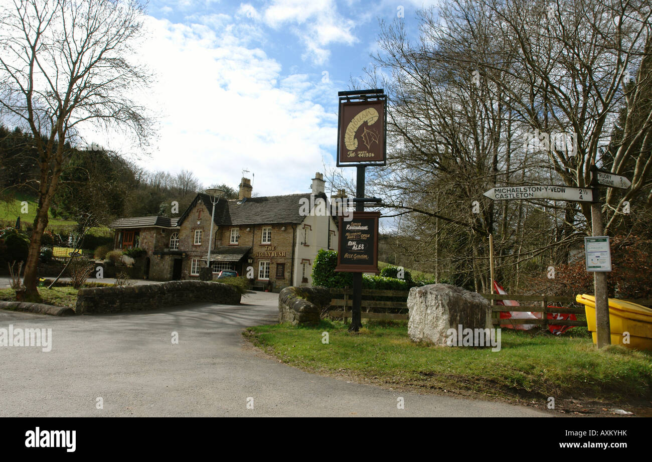 Hollybush pub hi-res stock photography and images - Alamy