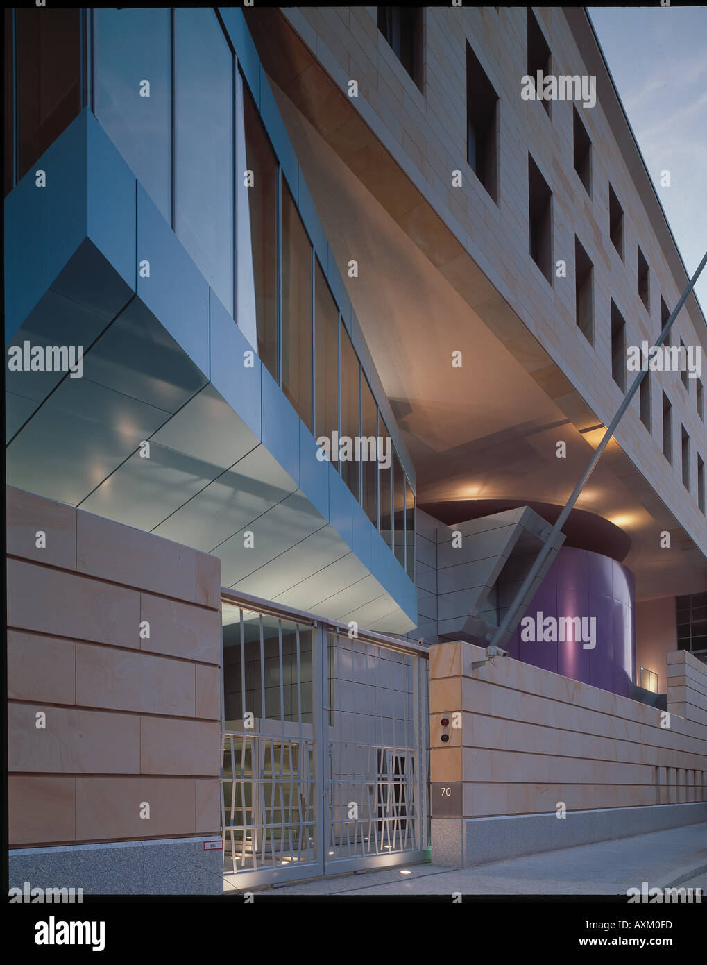 British embassy exterior view building hi-res stock photography and ...