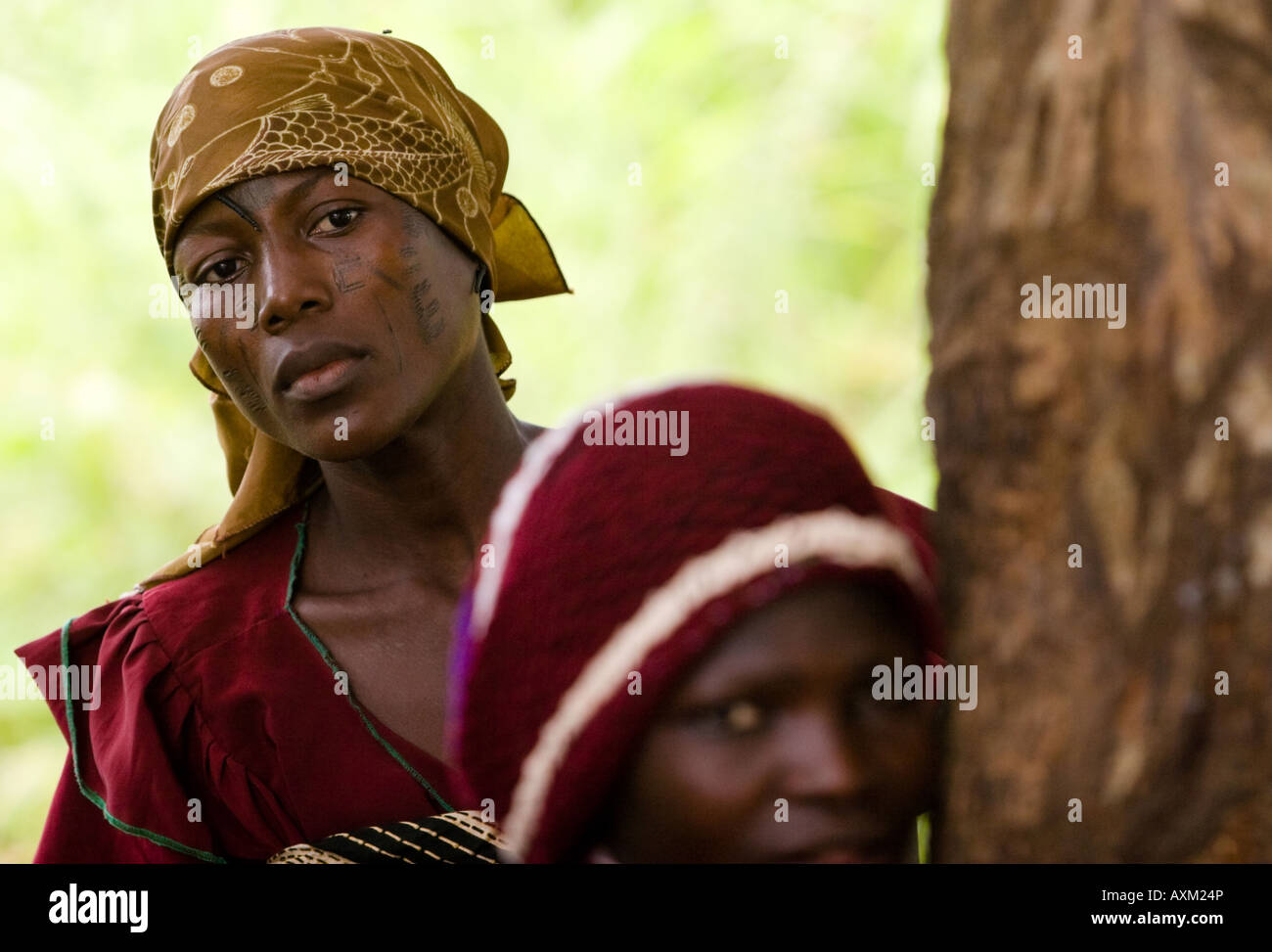 Benin woman village hi-res stock photography and images - Alamy