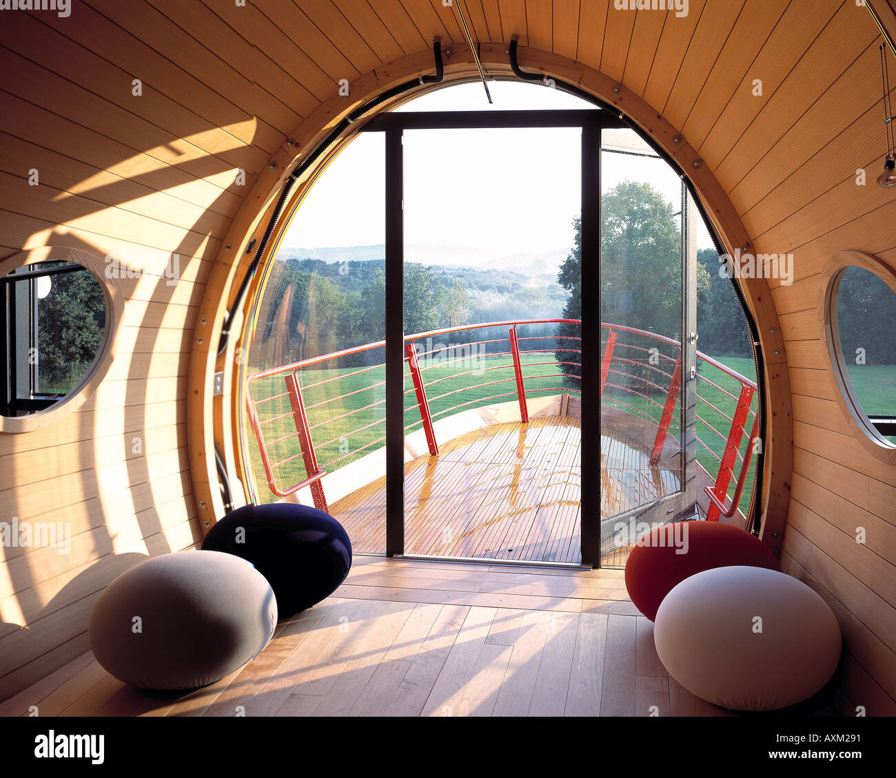 THE SPINE HOUSE Stock Photo - Alamy