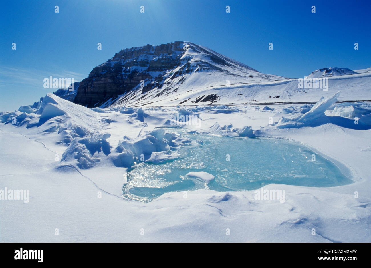 Lancaster sound and the arctic hi-res stock photography and images - Alamy