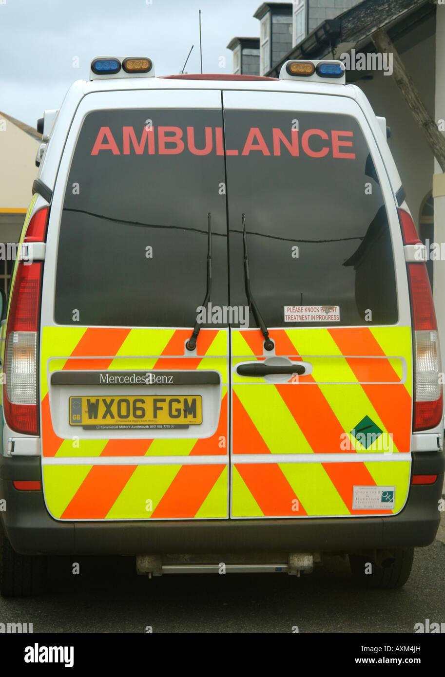 Ambulance rear doors hi-res stock photography and images - Alamy