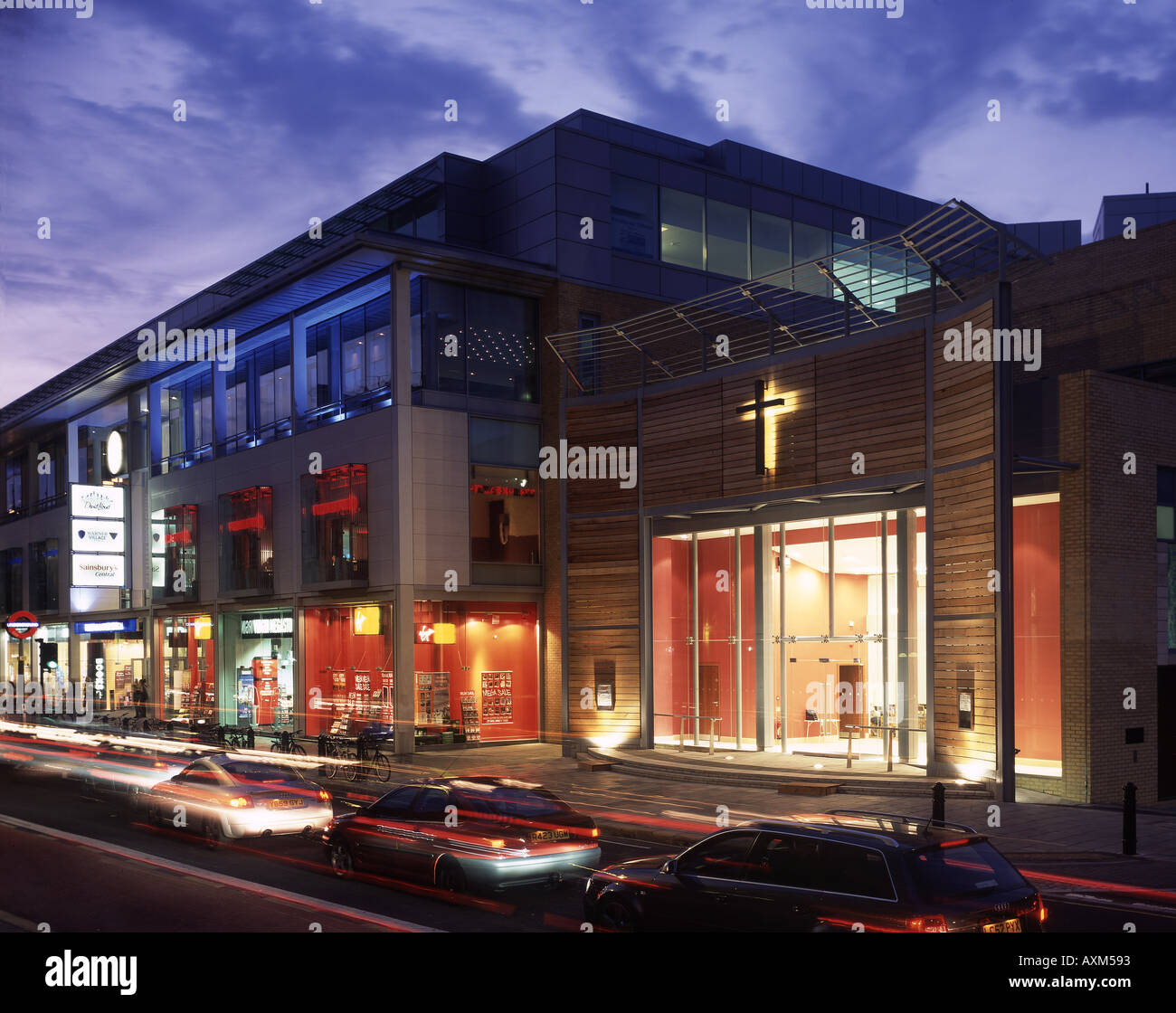 Cruciform platform hi-res stock photography and images - Alamy