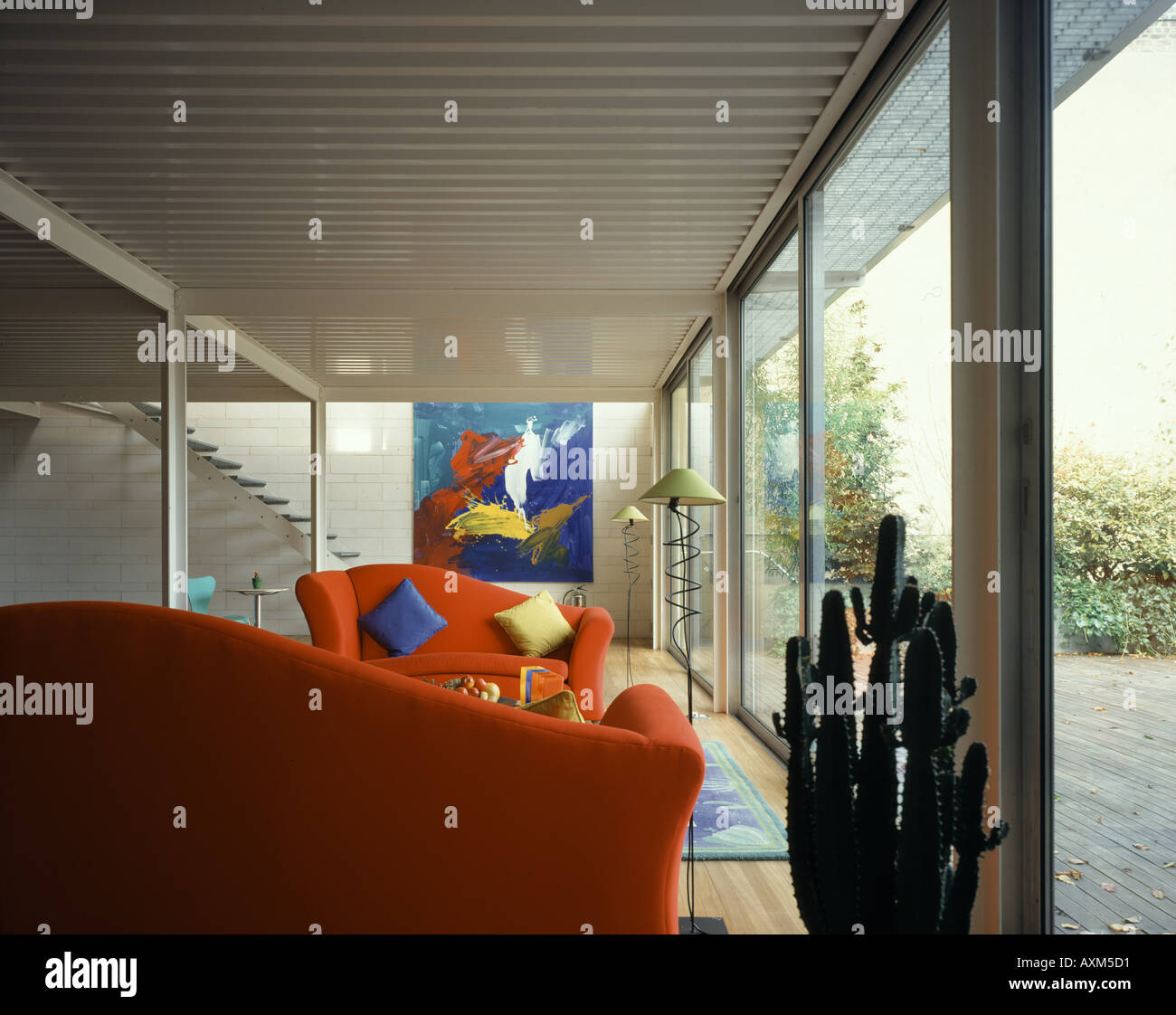 THE FLOWER HOUSE HOME FOR ARCHITECT FLORIST Stock Photo - Alamy