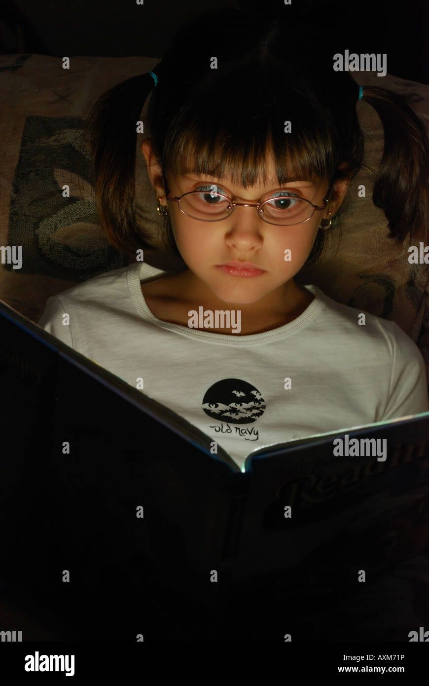 Girl magic book hi-res stock photography and images - Alamy