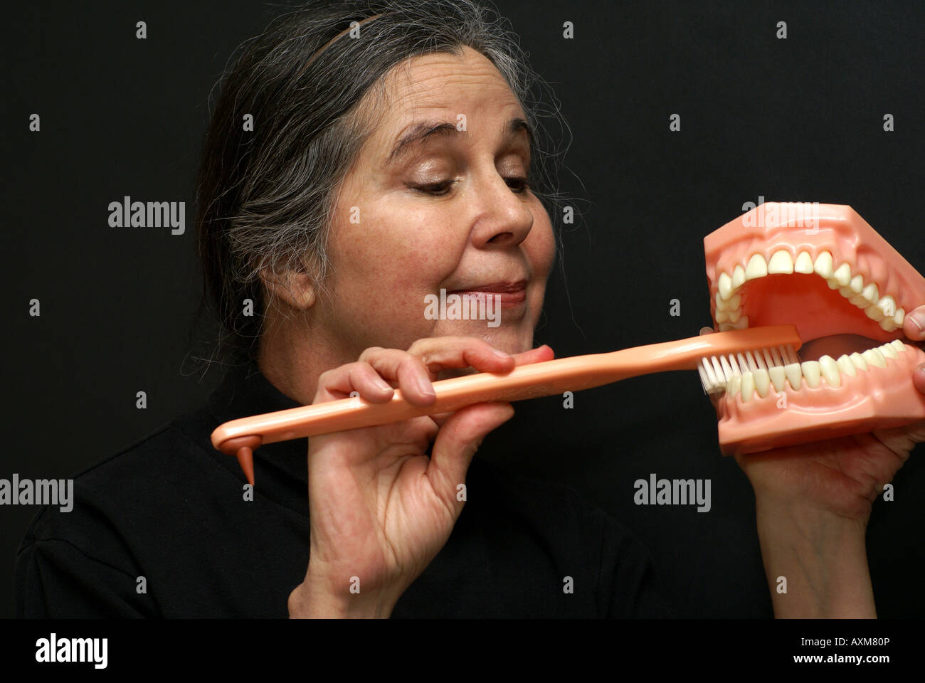 Brushing teeth instruction toothbrush hi-res stock photography and ...