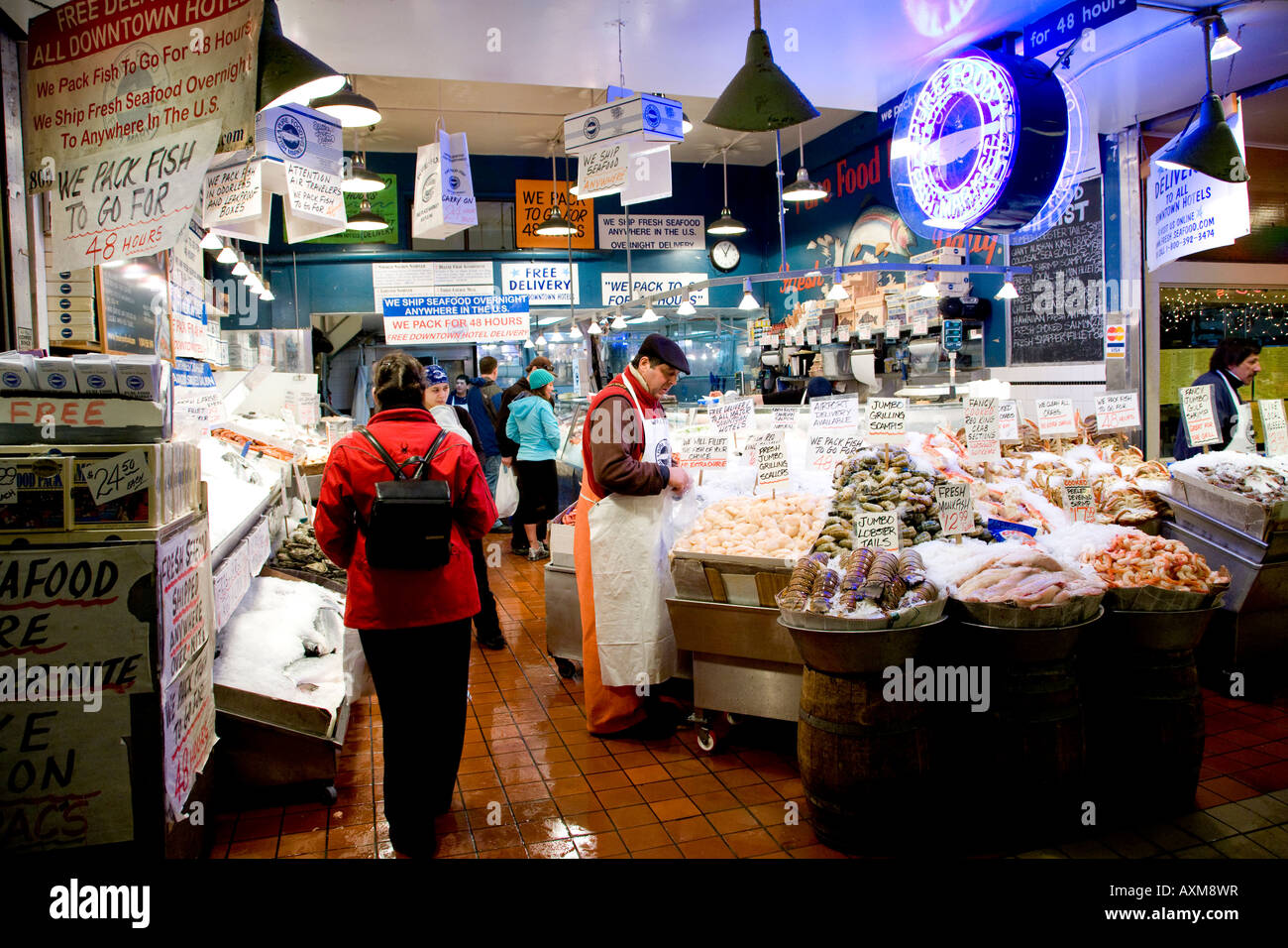 Seattle fish market hi-res stock photography and images - Alamy