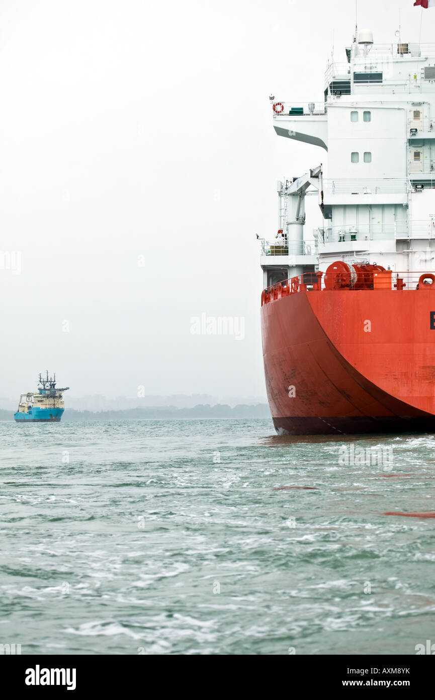 Passing ships hi-res stock photography and images - Alamy