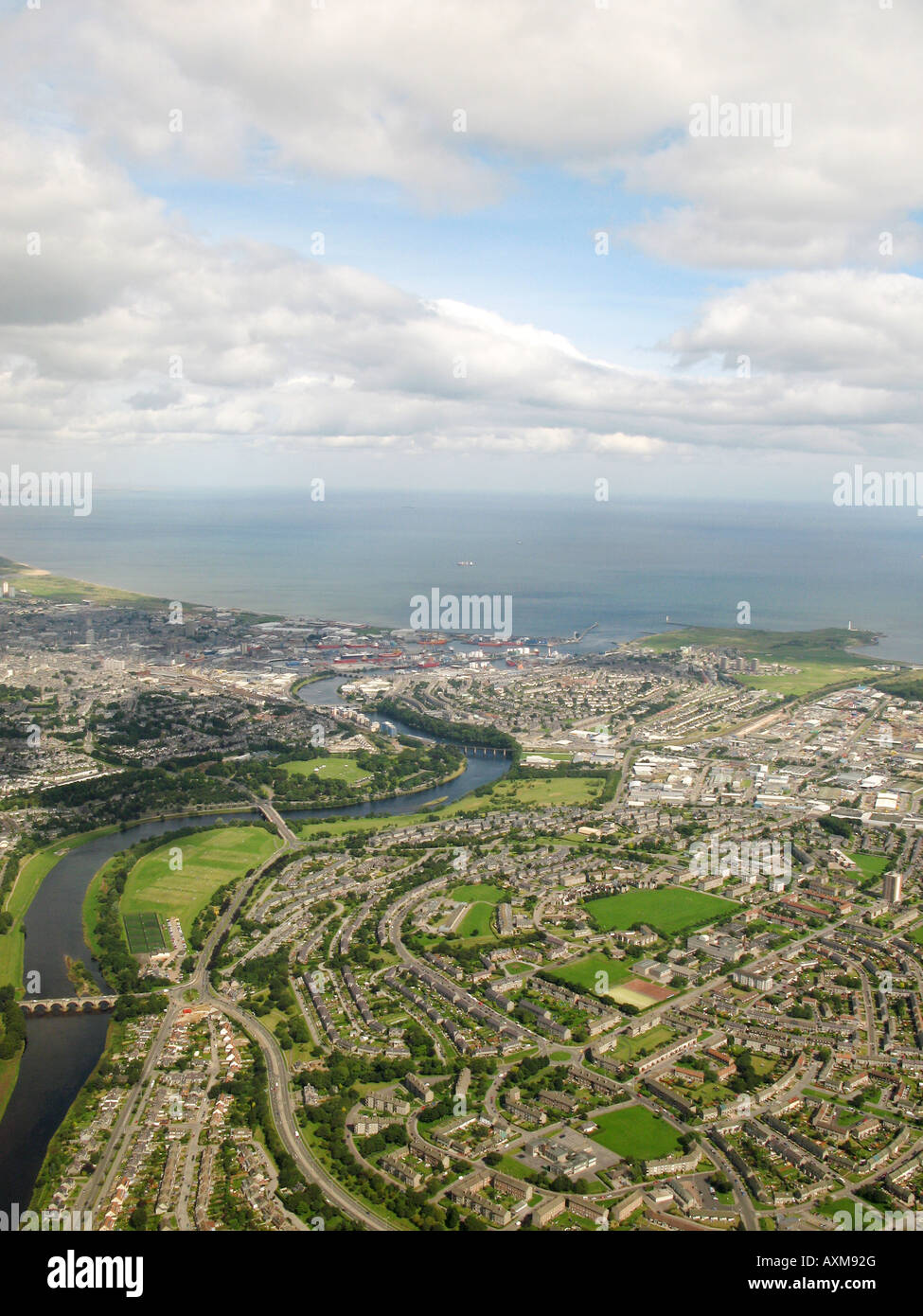 Aberdeen aerial uk hi-res stock photography and images - Alamy