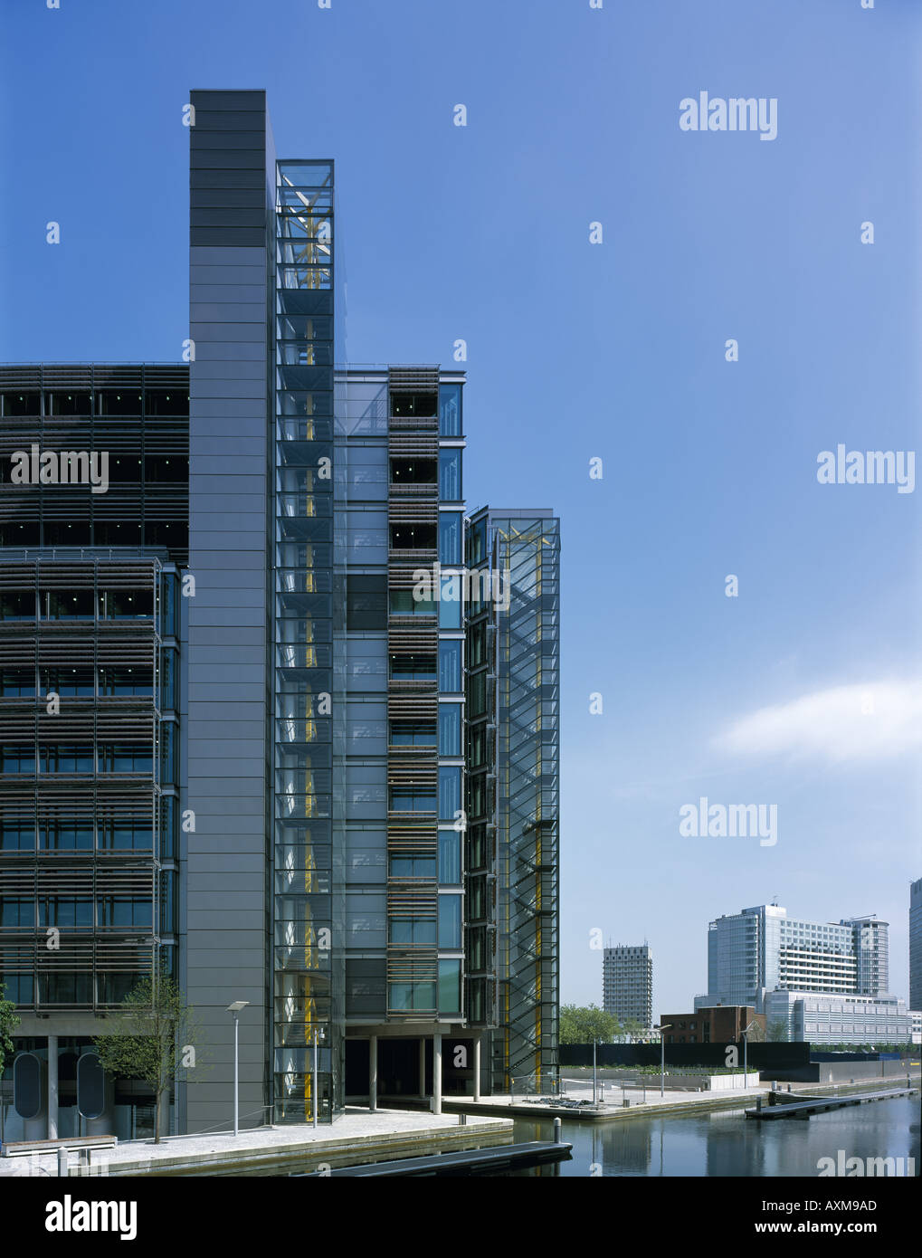 Waterside civil engineering hi-res stock photography and images - Alamy