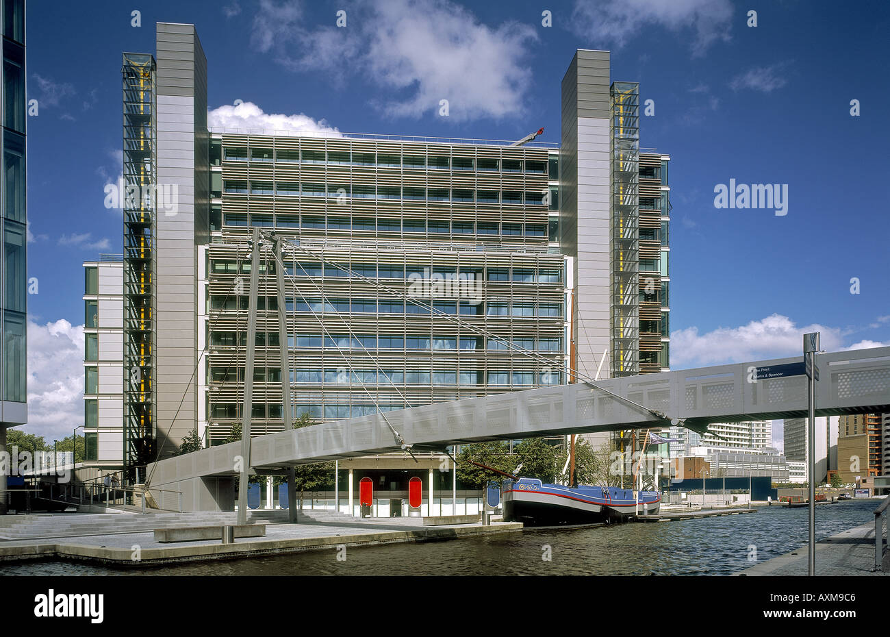 Waterside civil engineering hi-res stock photography and images - Alamy