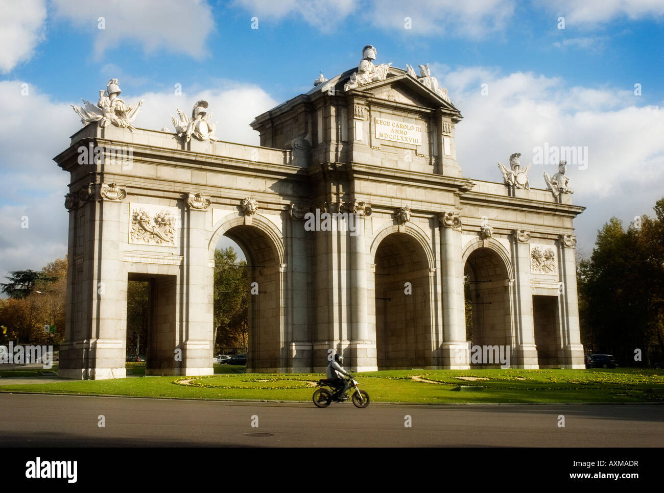 Puerta de Alcalá Alcala Arch Madrid Spain Stock Photo - Alamy