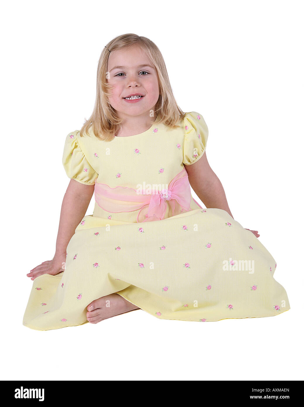 child sitting with legs crossed Stock Photo - Alamy