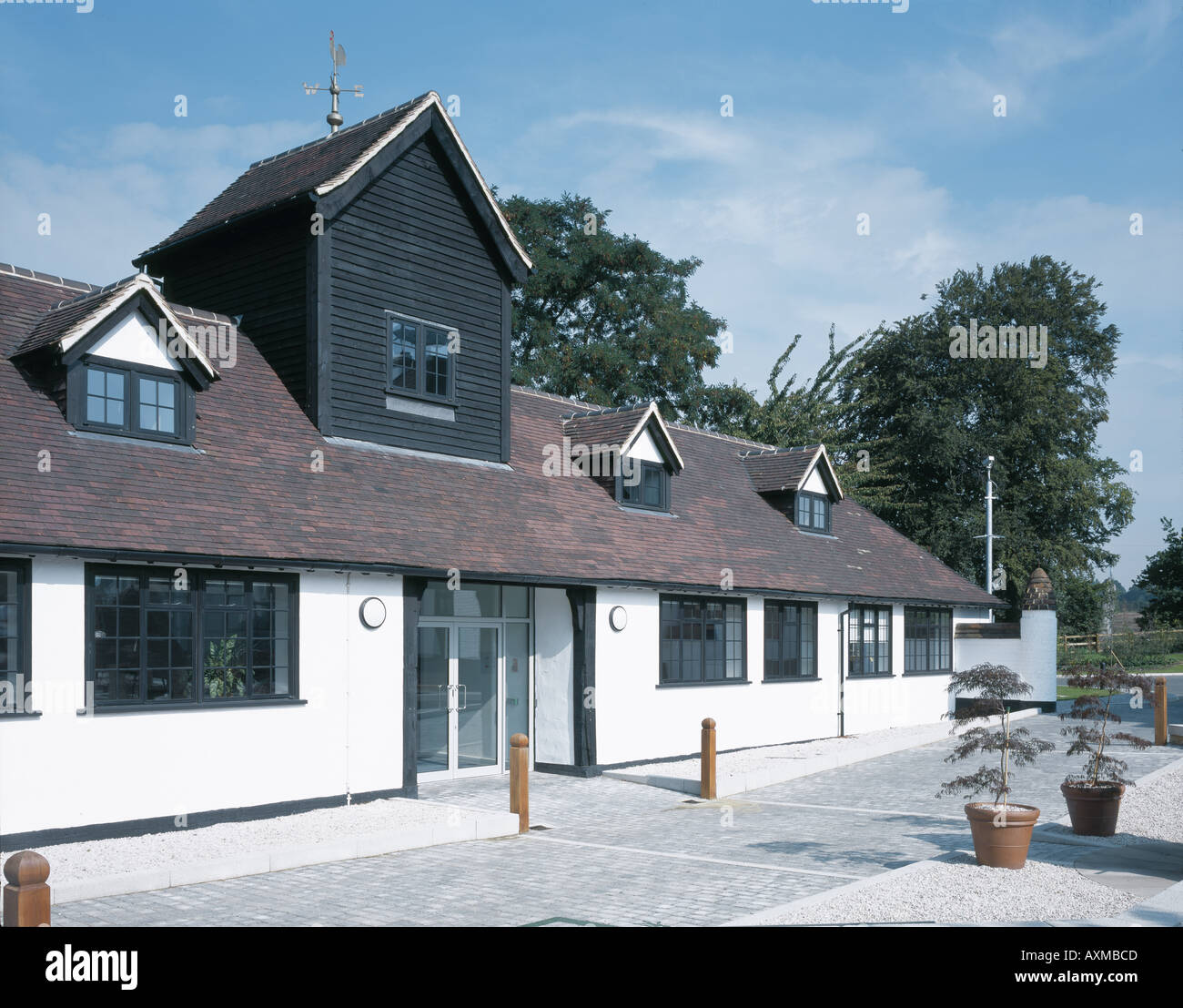 RES RENEWABLE ENERGY SYSTEMS HEAD OFFICE VISITOR CENTRE Stock Photo - Alamy