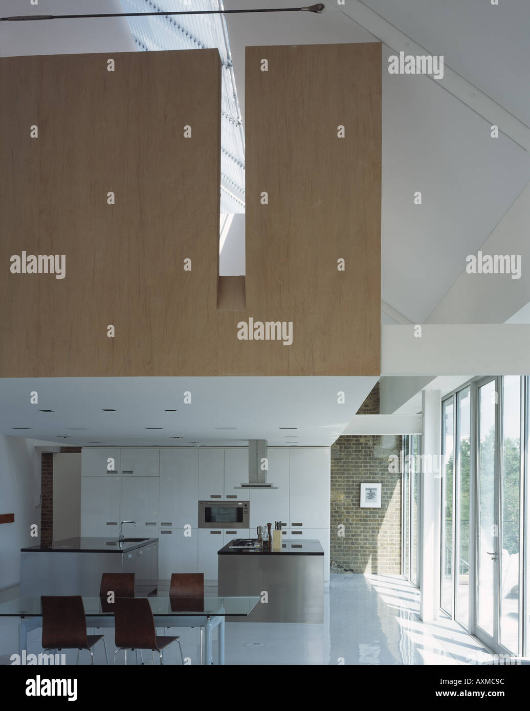 Galvanised resin hi-res stock photography and images - Alamy