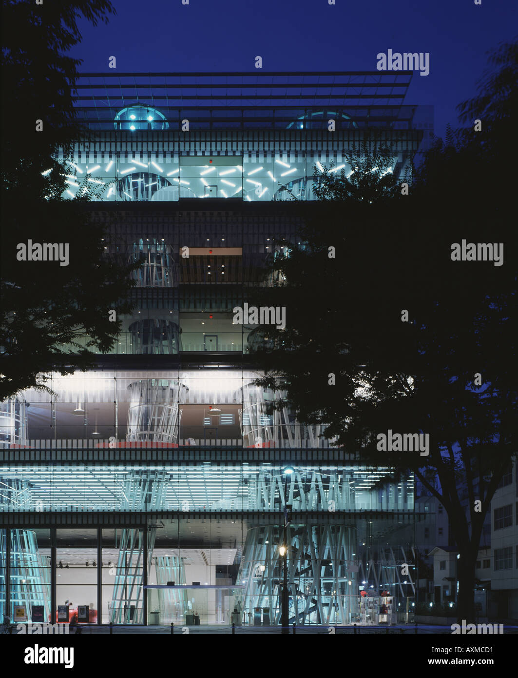 SENDAI MEDIATHEQUE, TOYO ITO, SENDAI, JAPAN Stock Photo - Alamy