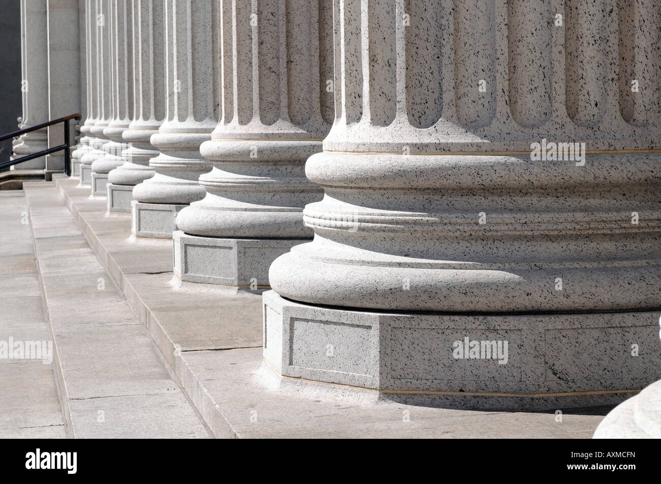 Detail columns hi-res stock photography and images - Alamy
