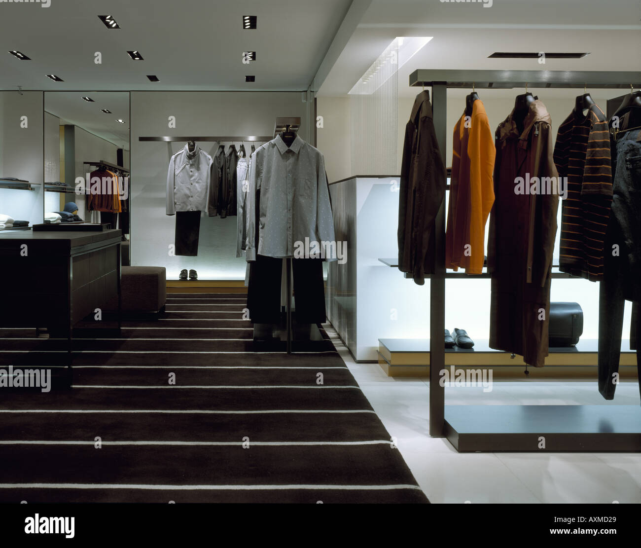 Louis Vuitton Manchester City Centre | semashow.com