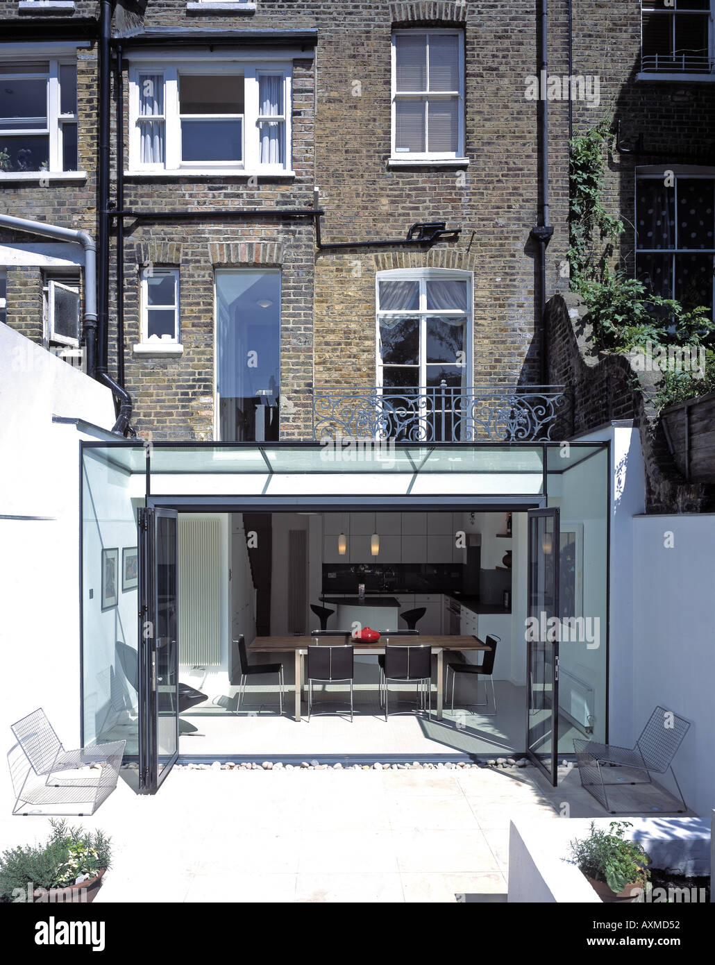 Kitchen extension construction hi-res stock photography and images - Alamy