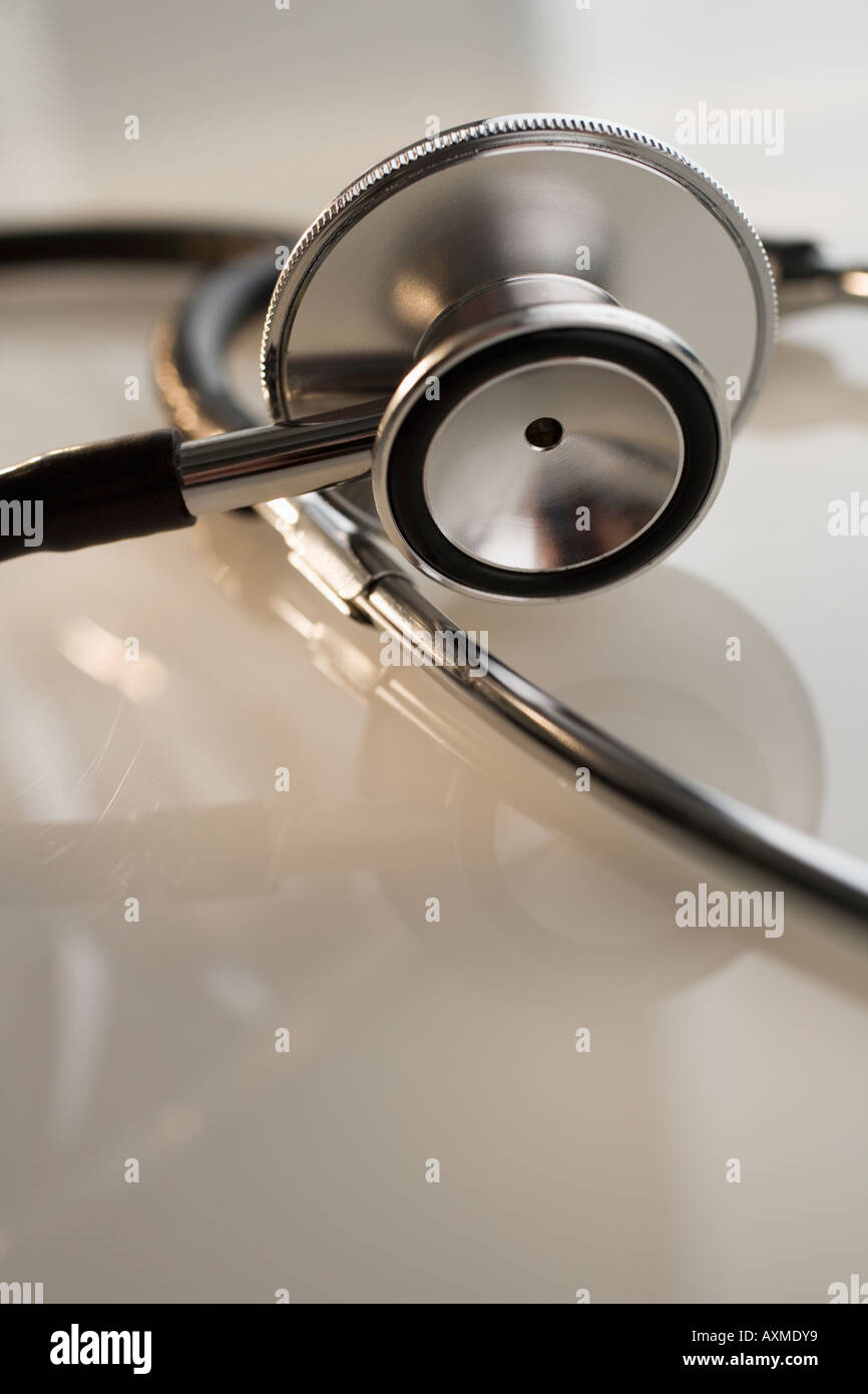 Stethoscope studio negative hi-res stock photography and images - Alamy