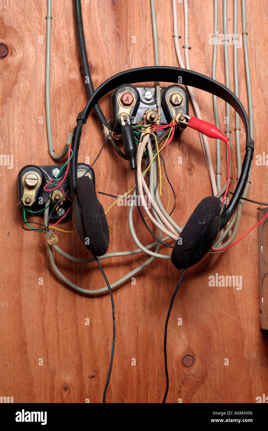 Wire tapping hi-res stock photography and images - Alamy