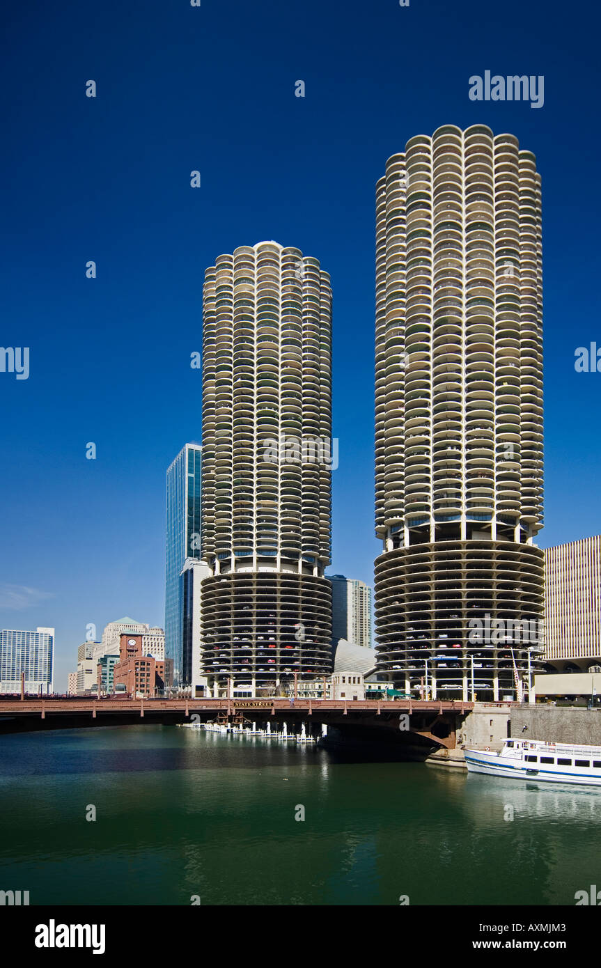 Marina City Towers with boat on Chicago River Chicago Illinois USA ...