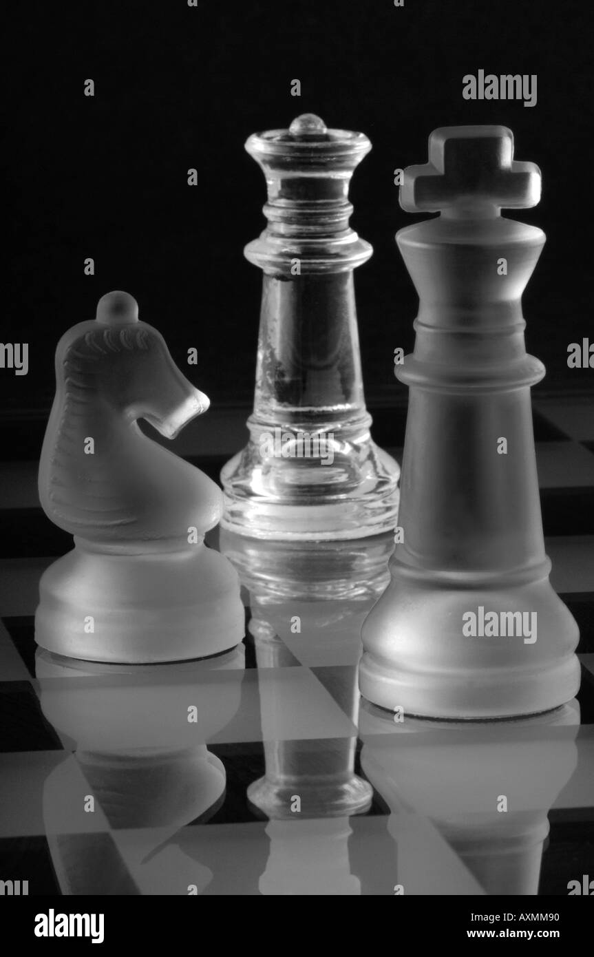 Chess Set 2 b&w Stock Photo - Alamy