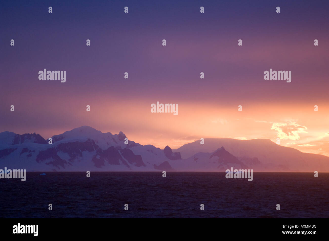 Antarctica Antarctic Peninsula Gerlache strait Stock Photo - Alamy