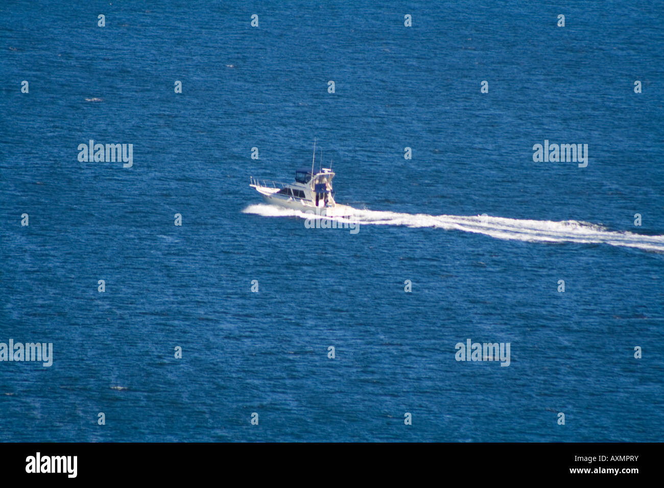 Speed boat Pacific Ocean off of Malibu, CA Stock Photo - Alamy