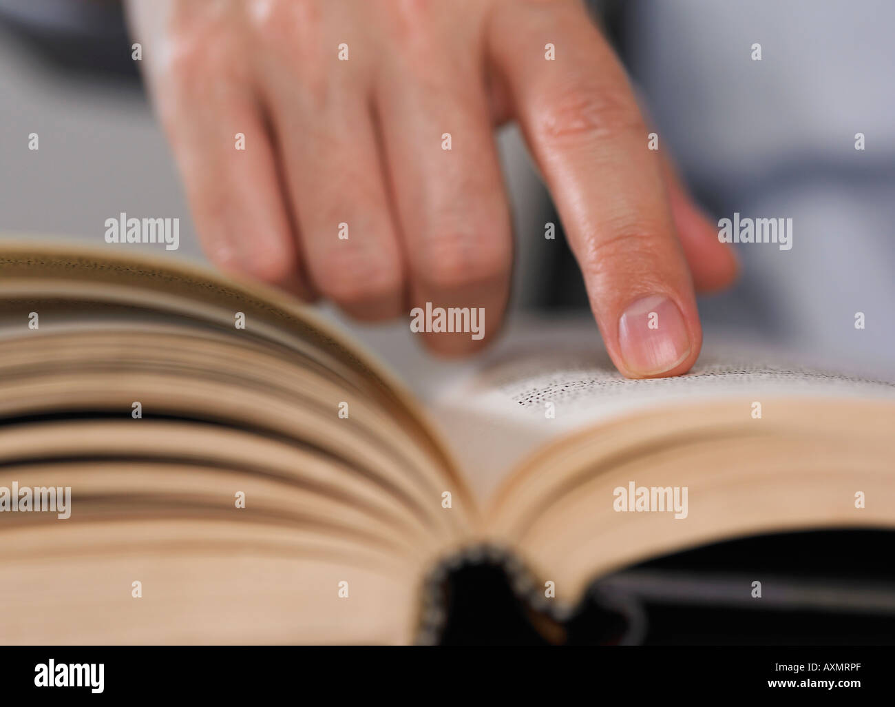 Understand a book hi-res stock photography and images - Alamy