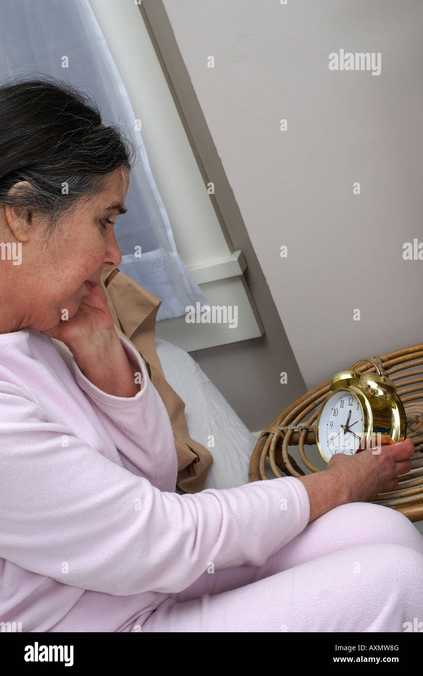 Hold still hi-res stock photography and images - Alamy