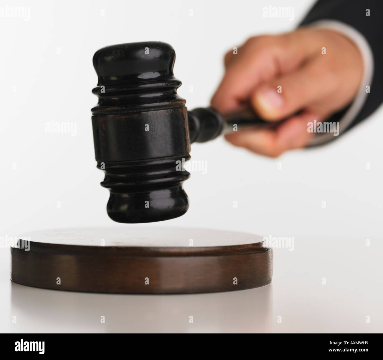 Judge s hi-res stock photography and images - Alamy